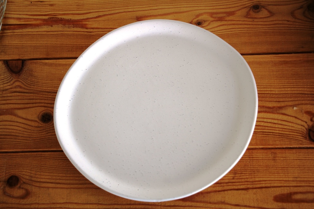Crockery - Irregular Dinner Plate 26cm | Carlton Party Hire