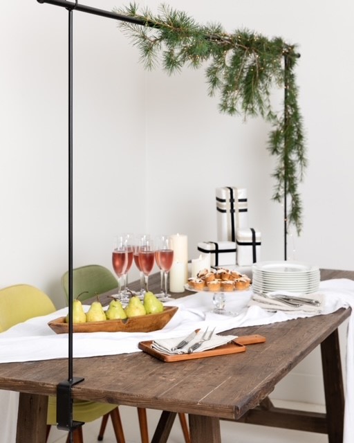 Metal Table Arch Clamp - Black | Carlton Party Hire