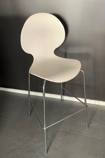 Bar Stool With Back - White | Carlton Party Hire